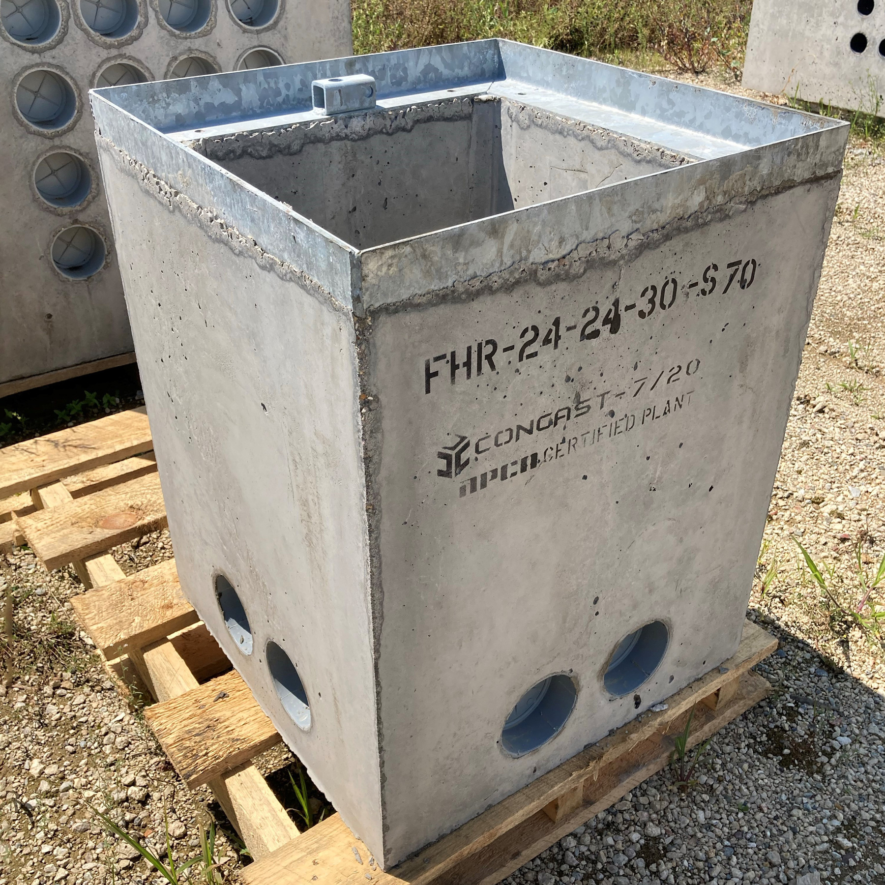 Concast In-Stock Pull Boxes & Flat Pads | Available for immediate delivery.