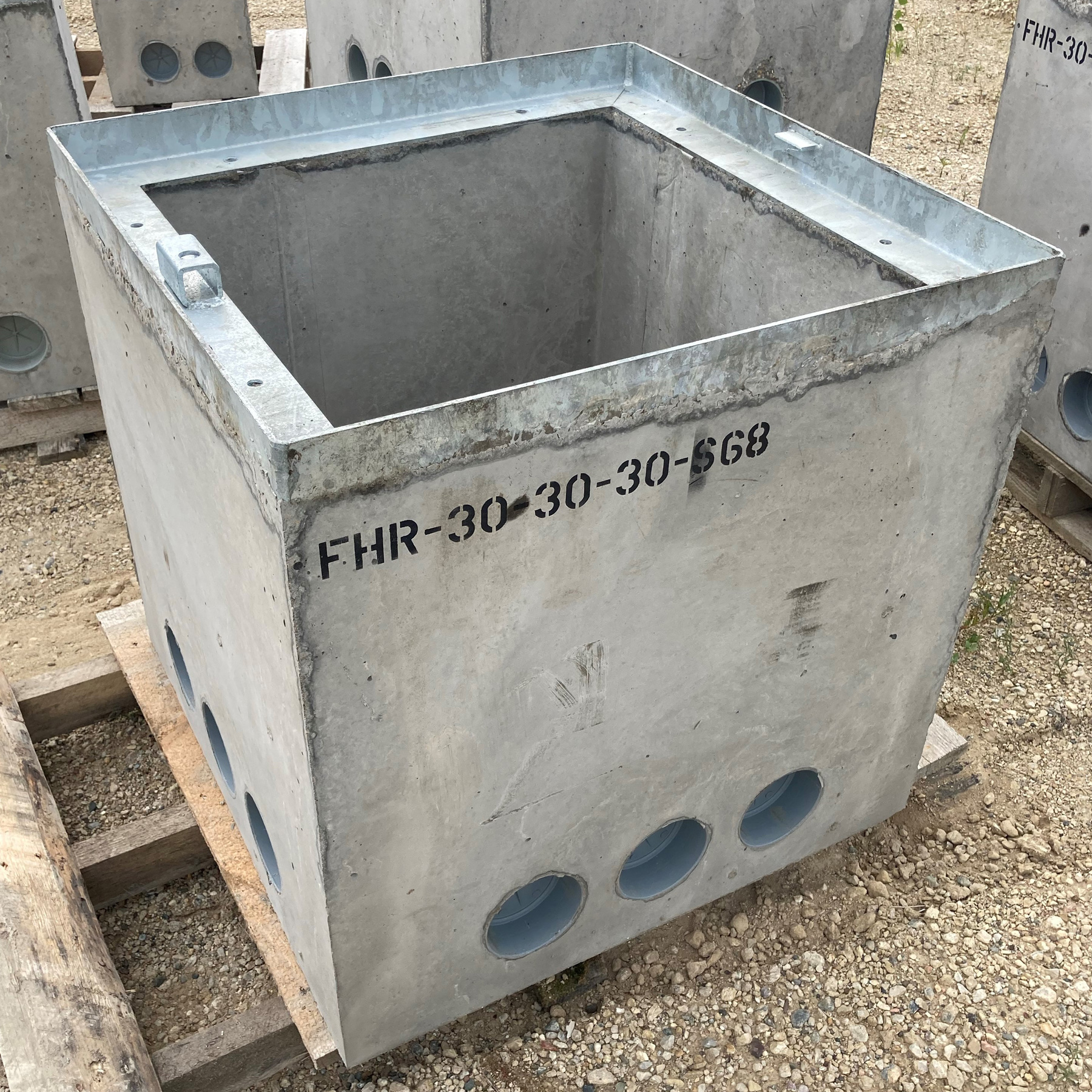 Concast In-Stock Pull Boxes & Flat Pads | Available for immediate delivery.